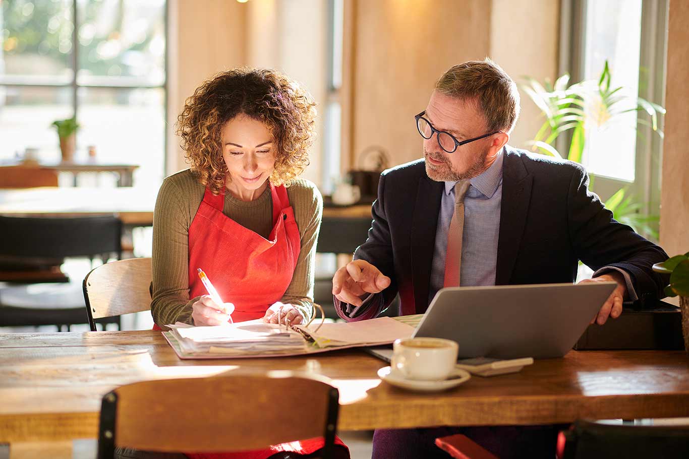 Steps to hire self-employed staff in the UK | Protectivity